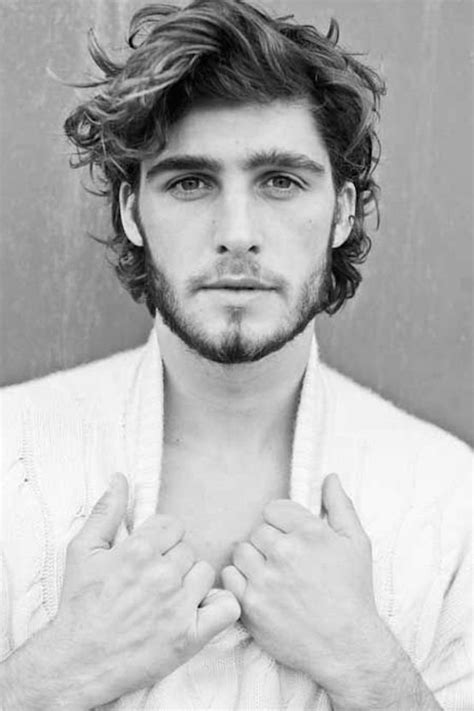 20 Cool Wavy Hairstyles For Men Feed Inspiration