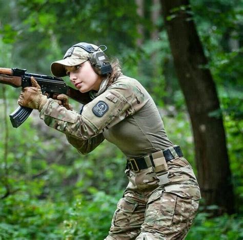 Female Soldier Girlswithguns Gungirls Sexygungirls Gun2girls