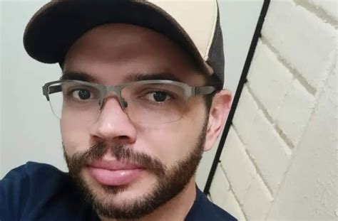 Jovem Fica Gravemente Ferido Após Sofrer Queda De Aproximadamente 6