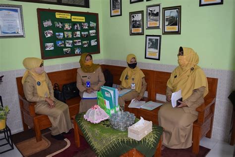 Visitasi Penilaian Lomba Perpustakaan Sekolah Tahun 2020 Dinas