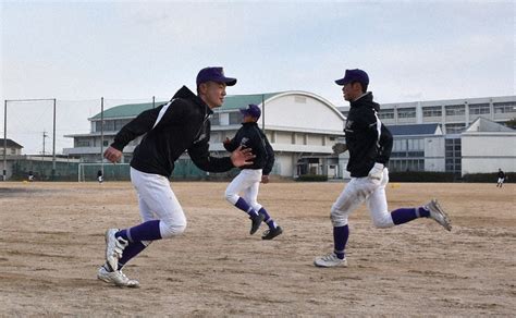 春へ走れ・21センバツ東播磨：選手アンケート／上 ／兵庫 毎日新聞