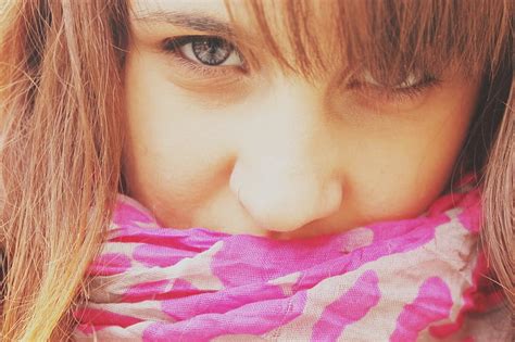 Online Crop Hd Wallpaper Women Face Wallpaper Flare