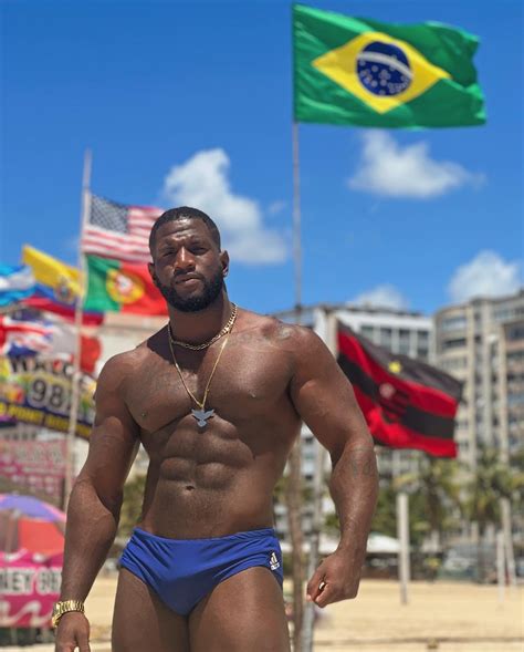 Model Of The Day Grande Simões Daily Squirt