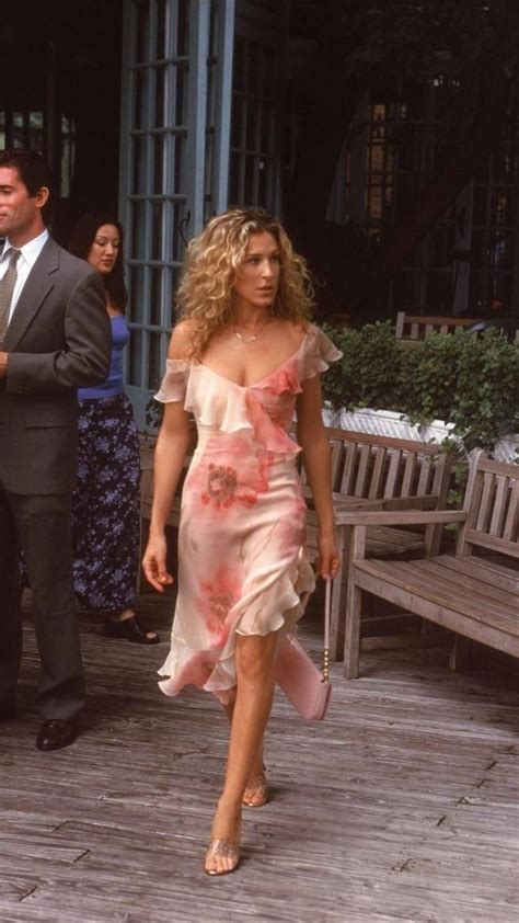 Would You Wear These Iconic Carrie Bradshaw Outfits Artofit