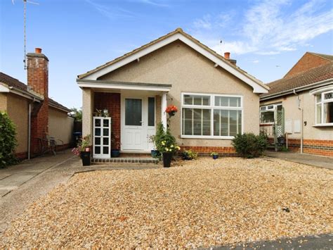 2 Bed Detached Bungalow For Sale In Marlborough Way Market Harborough