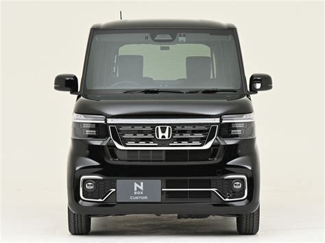 新型n Boxをカスタム。様々なニーズに応えられるホンダ純正アクセサリーの人気ランキング発表 車と旅のwebメディア Mobility