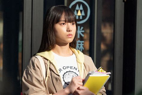 連続テレビ小説「おかえりモネ」第6週は「大人たちの青春」。資格試験を受けようと決意する百音（清原果耶）（c）nhk ― スポニチ