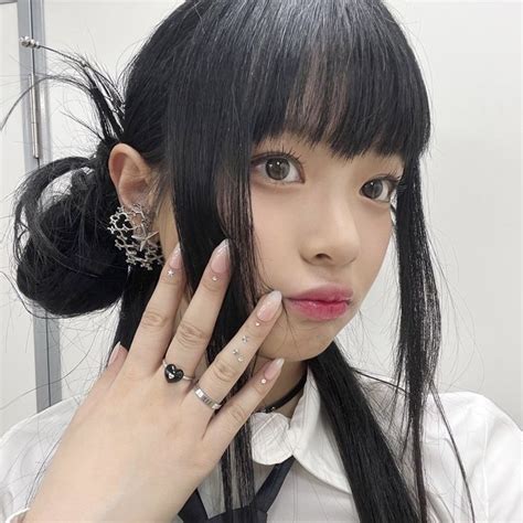 Newjeans Icons Hanni オシャレ 女の子 ジニー ハニ