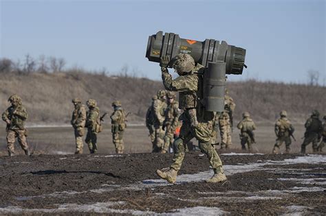 Heavy Weaponry Pours Into Ukraine As Commanders Become More Desperate