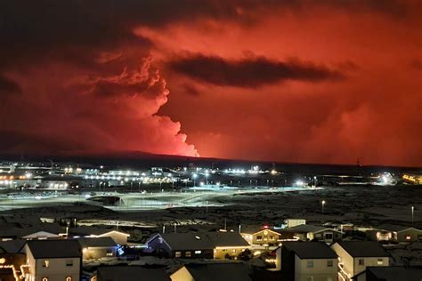 Watch As Iceland Volcano Erupts Weeks After Reykjavik Earthquakes