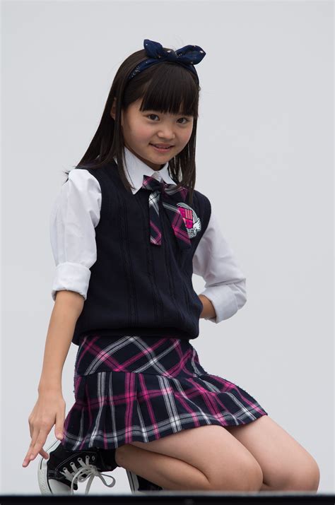 ボード「ポートレート7」のピン