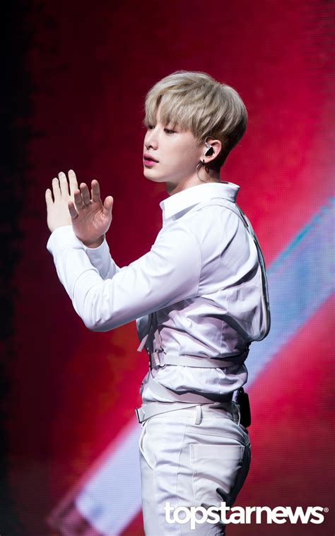 [hd포토] 몬스타엑스 Monsta X 원호 ‘치명적인 뒷태 김민정 기자 톱스타뉴스