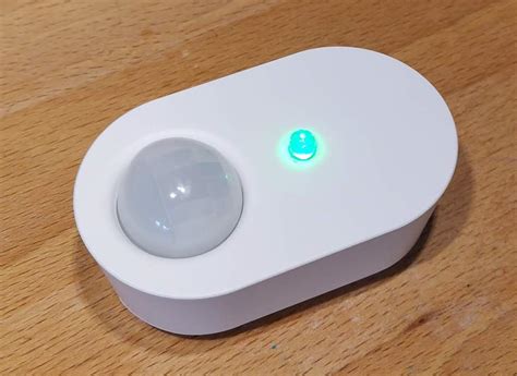 cheap motion sensor with built in zigbee controller share your