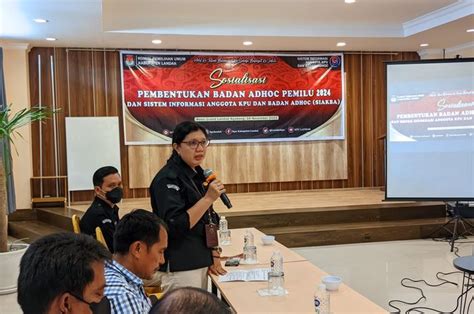 Sosialisasi Pembentukan Badan Adhoc Pemilu 2024 Dan Siakba Pj Bupati