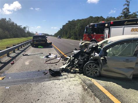 Crash Closes Lanes Of I 75 Sb Between Colonial Blvd And Daniels Pkwy