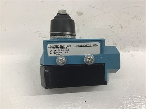 Micro Switch L324 Plunger Type Limit Switch Bme Bearings And Surplus