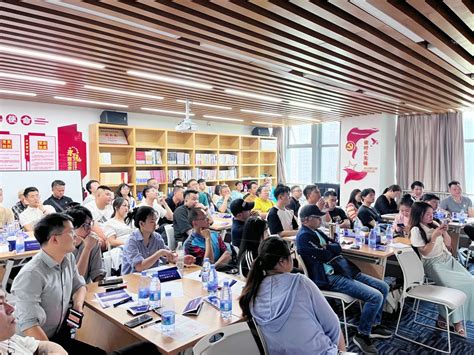 贵州省电子商务协会 【协会动态】免费互联网营销师 直播销售员 培训班开始报名啦！