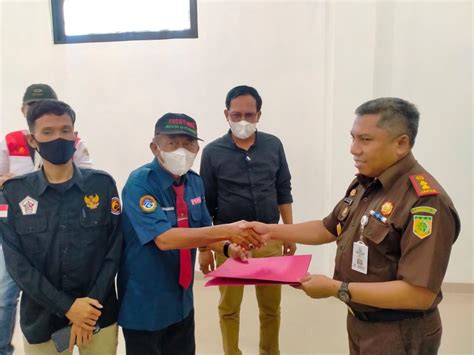 Kejari Terima Laporan Front Lsm Atas Dugaan Korupsi Di Empat Lawang