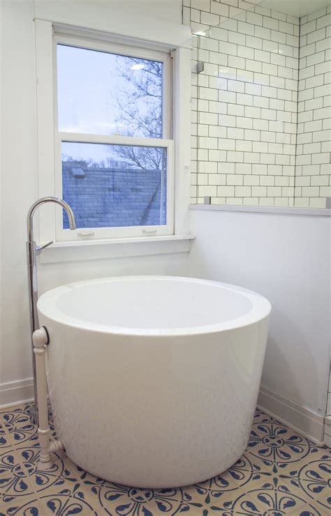 What Is A Japanese Soaking Tub