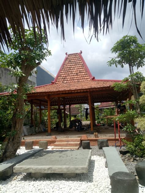 Jasa Pembuatan Rumah Joglo Profesional Harga Murah
