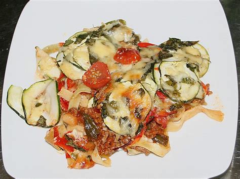 Auflauf Mit Hackfleisch Paprika Zucchini Kochen Gut Kochengut De