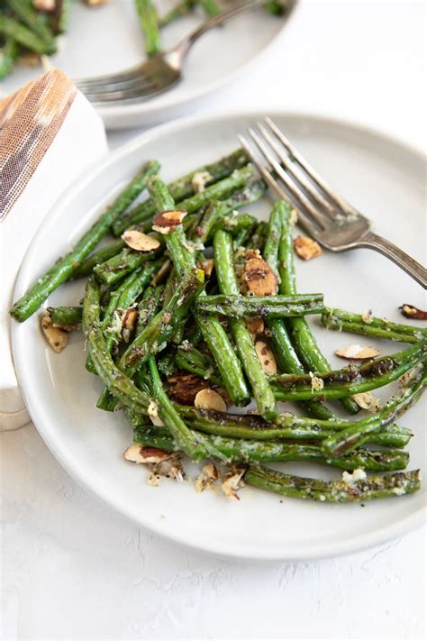 Oven Roasted Green Beans Recipe With Garlic And Parmesan The Forked Spoon
