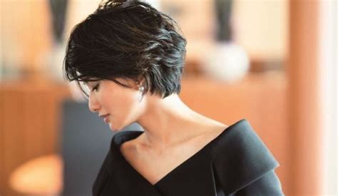 「Стрижки」おしゃれまとめの人気アイデア｜pinterest｜Фарида Хакимова ヘアカット ショートのヘアスタイル