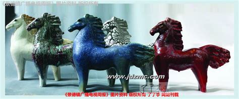 品赵坤－－雕塑与奇才 了了亭－景德镇陶瓷艺术馆 景德镇陶瓷在线 景德镇陶瓷网