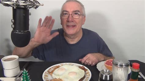 Asmr Eating Eggs And Bacon Breakfast Youtube