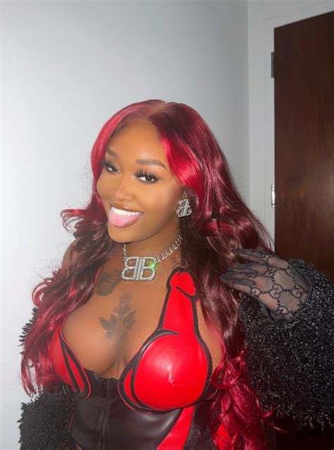Playboi Barb On Twitter Rt Cupcakke Rapper If That Nigga Put You In