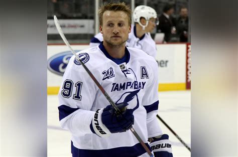 Steven Stamkos Pens Farewell To Tampa Bay Lightning Transitions To