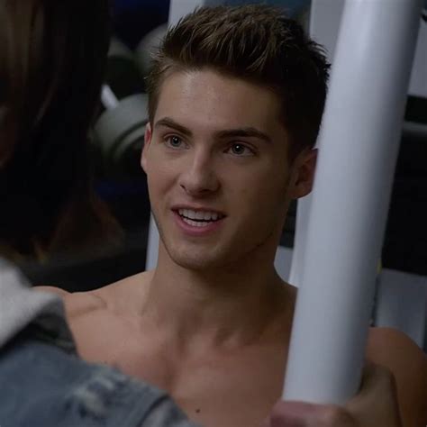Mtv Cody Allen Theo Raeken Meninos Teen Wolf Guys In Speedos Cody