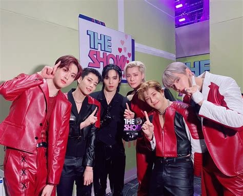 The Show On Twitter 4월 13일 더쇼초이스 주인공은 아스트로 의 One 입니다 더쇼초이스의 수상을