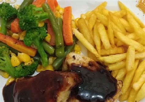 Resep Pan Seared Tuna With Black Papper Sauce Oleh Riarikur Cookpad