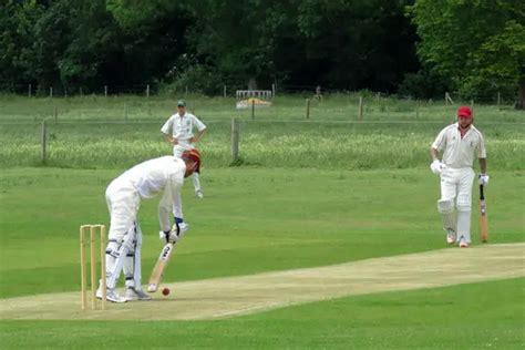 Leg Spin Vs Off Spin In Cricket Bowling What Is The Difference