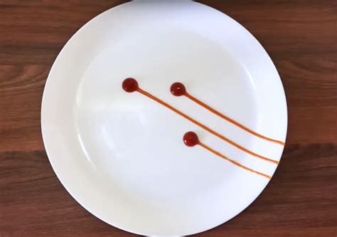 Cómo Hacer Emplatados Más Bonitos Con Las Salsas Vídeo Gastronomía And Cía
