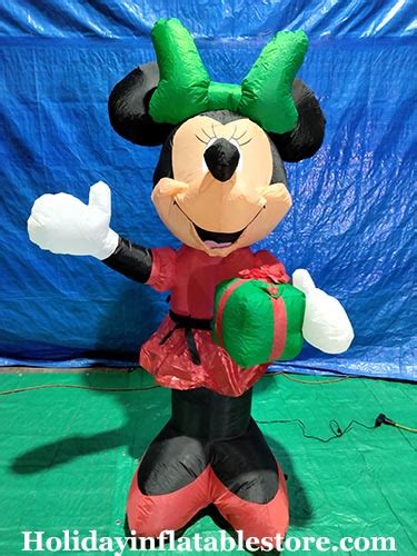 6 Gemmy Airblown Inflatable Minnie Mouse Holding A Present