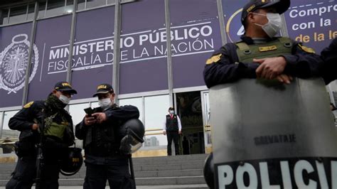 Fiscalía Peruana Pide 34 Años De Cárcel Para Expresidente Pedro