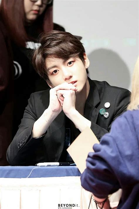 Kocak Banget Ini Kumpulan Ekspresi Wajah Jungkook Bts Sepanjang Gayo