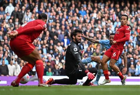 محمد صلاح يصنع والتعادل ينهي معركة ليفربول ومانشستر سيتي صور بوابة