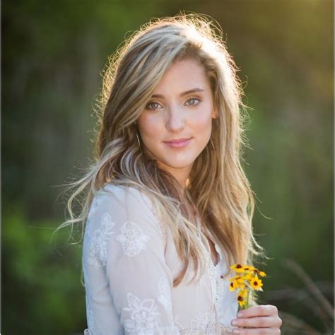 Gabs Gabrielle Beckett • Threads Say More