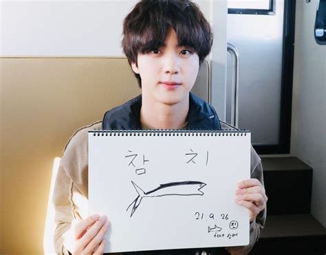 Bts Community Posts ジンくんをずっと見ていると 奇跡みたいな偶然に 驚かされることばかりだった ・゜。 ・゜