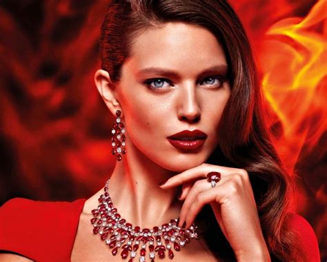1080p Free Download Emily Didonato Red Model Woman Fire Girl