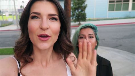 Shortest Vlog Ever Im At Vidcon Kitty Plays Youtube