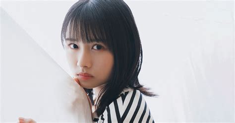 日向坂46上村ひなの 1st写真集より白ビキニカットが解禁 最速・最新 エンタメ芸能ニュースコレクト