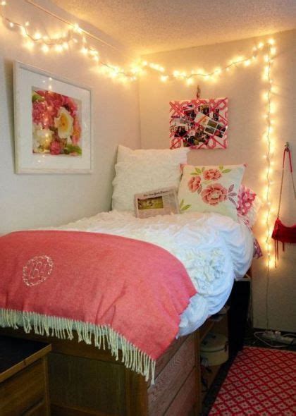 25 Preppy Dorm Rooms To Copy Society19 Preppy Dorm Room Dorm Room