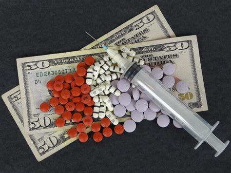 If I Was Caught Smuggling Drugs Will I Go To Federal Prison Omaha