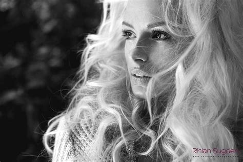 Women Rhian Sugden Adults Hd Wallpaper Peakpx