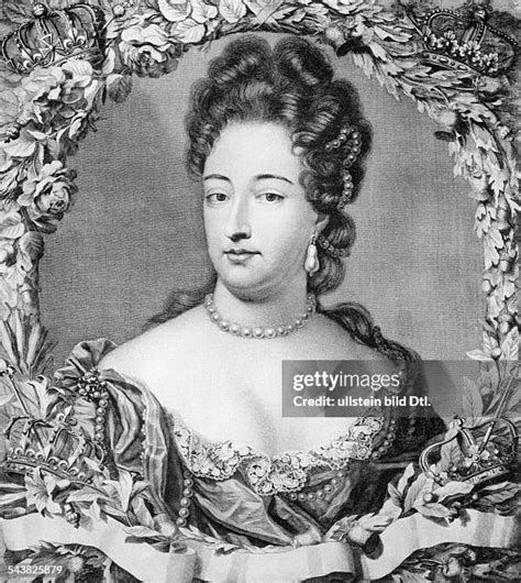 William And Mary Of Orange Photos And Premium High Res Pictures Getty