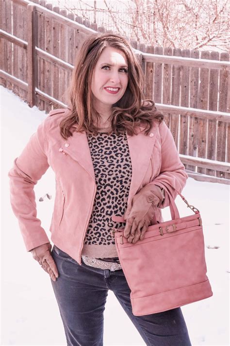 Top 2019 Fashion Trends For Chic Moms Mom Made Chic Fashion Over